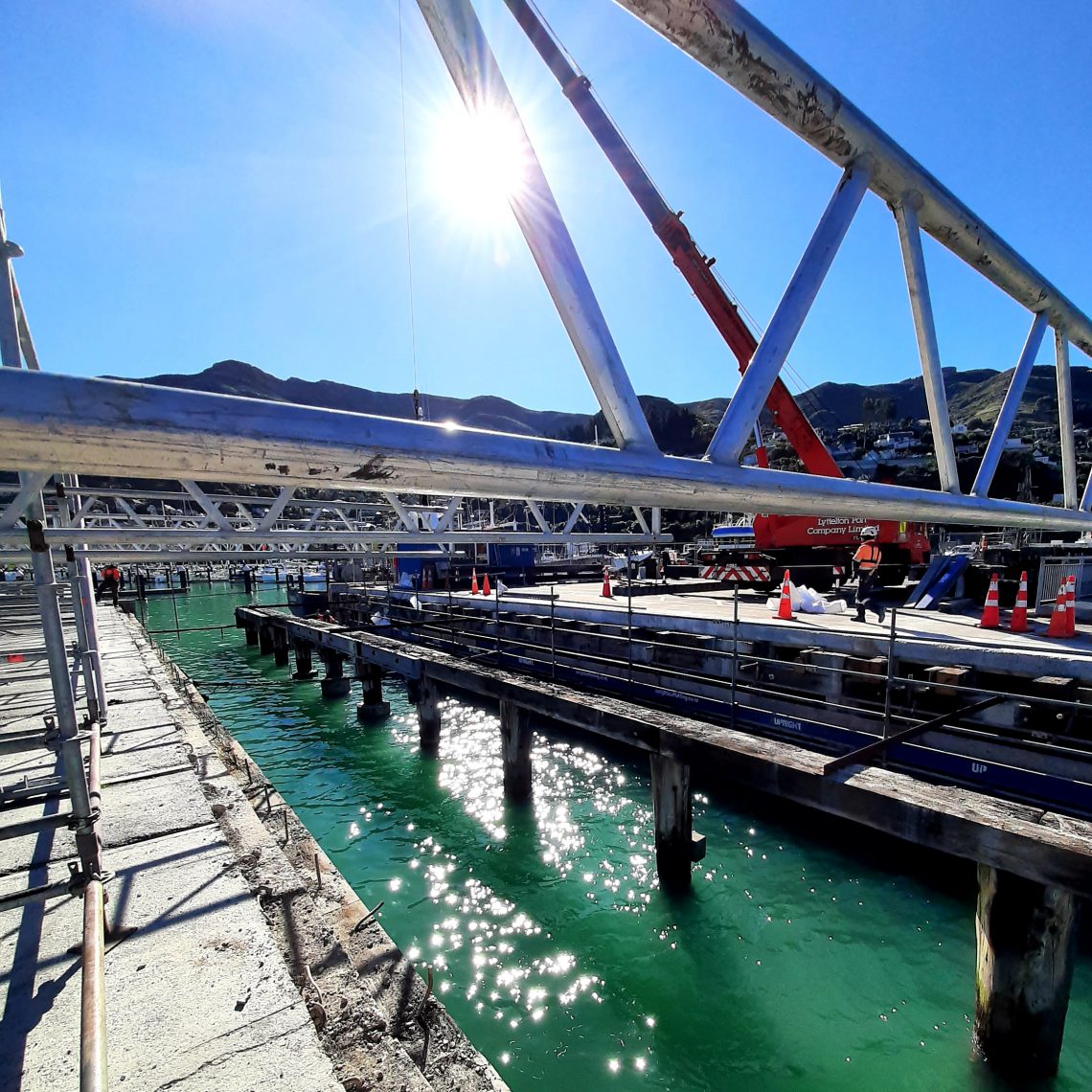 Scaffold of the Week | Hanging Scaffold | Upright Scaffolding