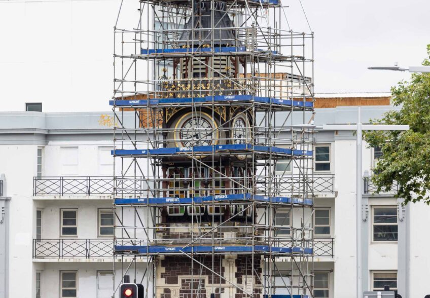 Supporting a Historical Landmark | Heritage Scaffolding | Upright ...
